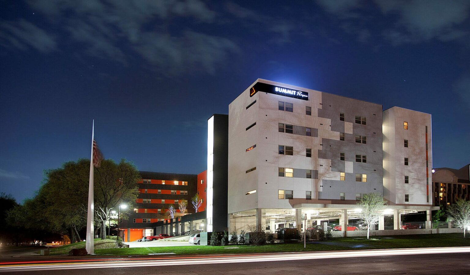 Summit Parque - Saigebrook O-SDA