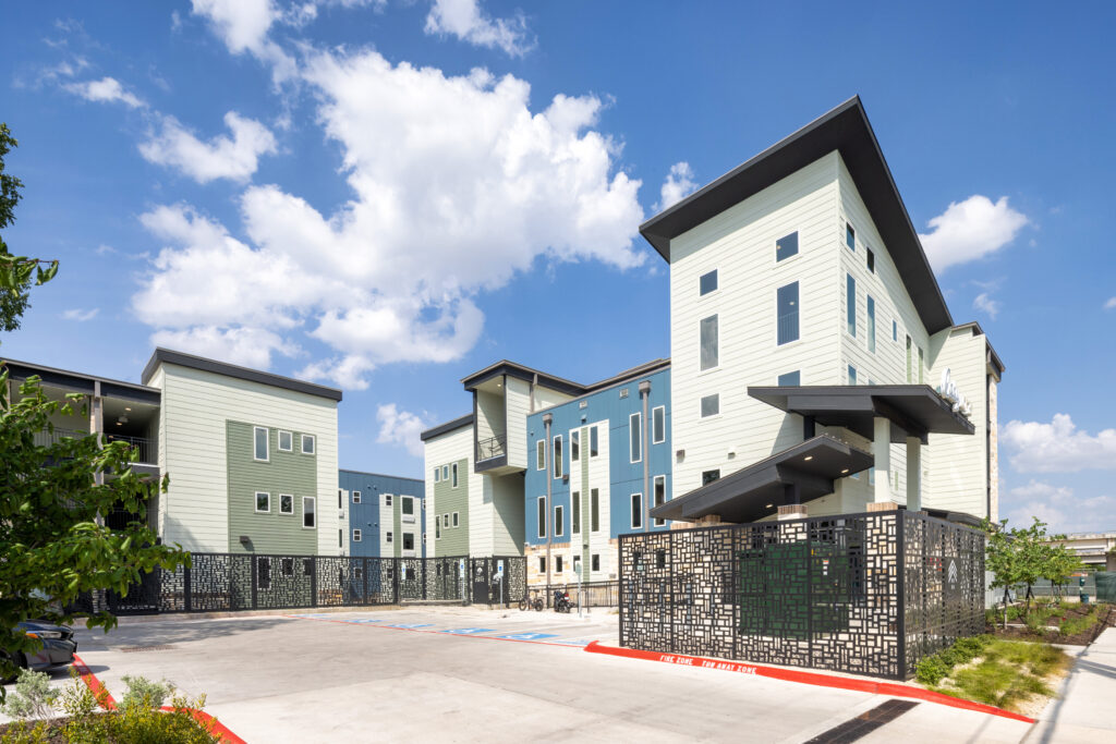 Cady Lofts - Saigebrook O-SDA